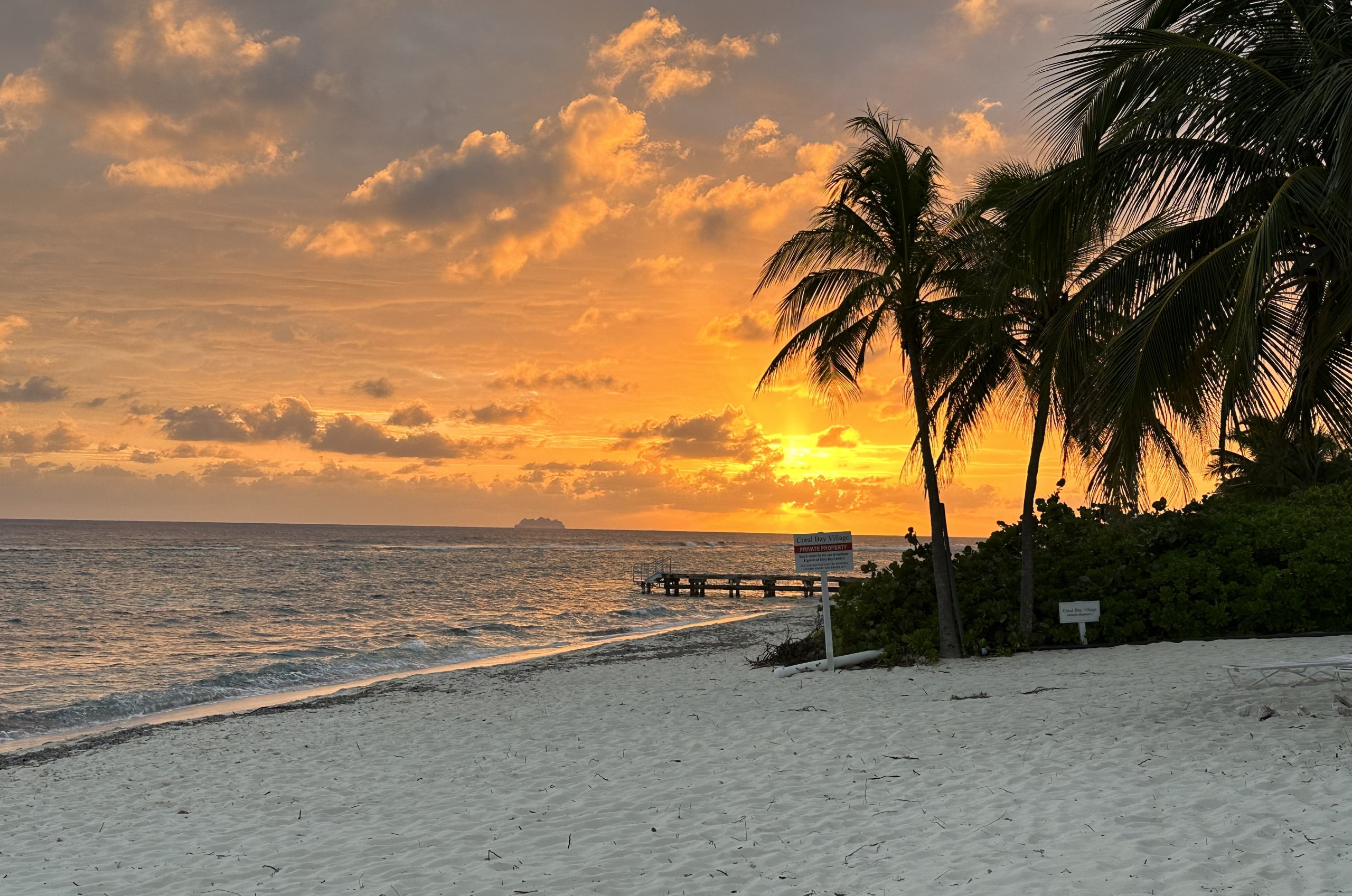 Hip Nautic - Coral Bay Village | Encompass Rentals